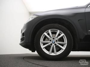 Melns BMW X5 2017 Viļņa, ar dzinēja tilpumu 3.00 L un nobraukumu 153 tūkst. km par 25999 €, foto 30 vietnē AUTOMOTO.COM.LV