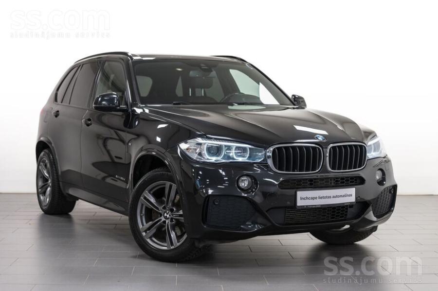 Black BMW X5 2017 in Riga, with an engine capacity of 3.00 L and mileage of 279 thousand km for 19900 €, photo 15 on AUTOMOTO.COM.LV