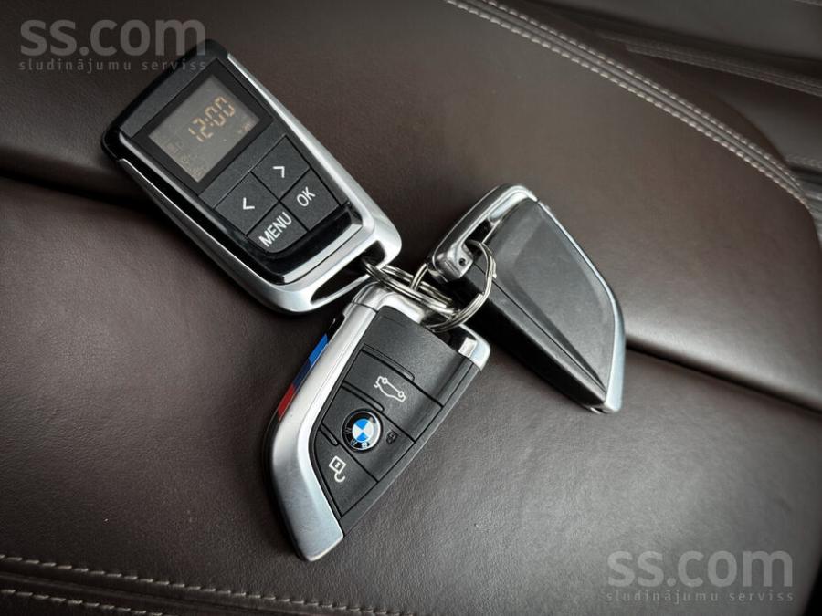 Melns BMW X5 2017 Rīga, ar dzinēja tilpumu 3.00 L un nobraukumu 115 tūkst. km par 30800 €, foto 26 vietnē AUTOMOTO.COM.LV