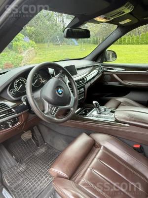 Melns BMW X5 2017 Rīga, ar dzinēja tilpumu 3.00 L un nobraukumu 228 tūkst. km par 20900 €, foto 6 vietnē AUTOMOTO.COM.LV