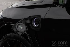Black BMW X5 2017 in Jelgava, with an engine capacity of 2.00 L and mileage of 0 thousand km for 22500 €, photo 8 on AUTOMOTO.COM.LV