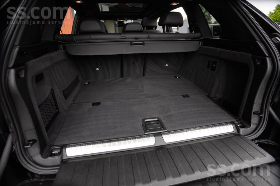 Black BMW X5 2017 in Jelgava, with an engine capacity of 2.00 L and mileage of 0 thousand km for 22500 €, photo 15 on AUTOMOTO.COM.LV