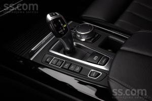 Black BMW X5 2017 in Jelgava, with an engine capacity of 2.00 L and mileage of 0 thousand km for 22500 €, photo 23 on AUTOMOTO.COM.LV