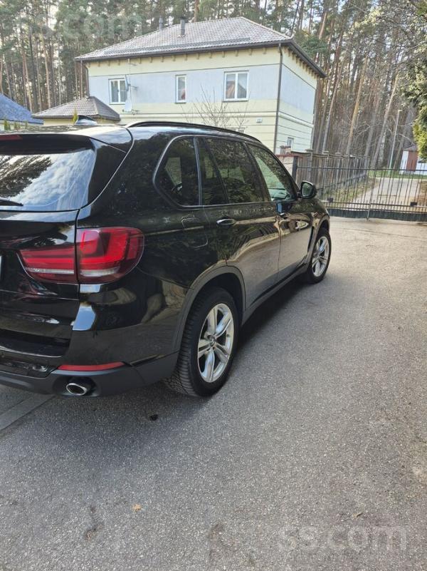 Melns BMW X5 2017 Rīga, ar dzinēja tilpumu 3.00 L un nobraukumu 165 tūkst. km par 23000 €, foto 6 vietnē AUTOMOTO.COM.LV