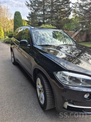 Melns BMW X5 2017 Rīga, ar dzinēja tilpumu 3.00 L un nobraukumu 165 tūkst. km par 23000 €, foto 8 vietnē AUTOMOTO.COM.LV
