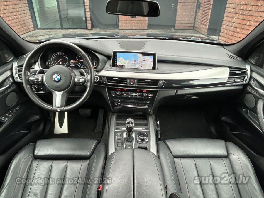 Melns BMW X5 2017 Tallina, ar dzinēja tilpumu 3.00 L un nobraukumu 354 tūkst. km par 19900 €, foto 14 vietnē AUTOMOTO.COM.LV