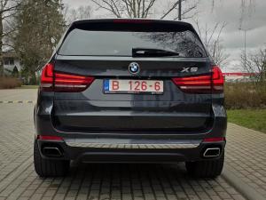 Black BMW X5 2017 in Riga, with an engine capacity of 2.00 L and mileage of 183 thousand km for 21890 €, photo 7 on AUTOMOTO.COM.LV