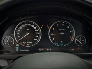 Black BMW X5 2017 in Riga, with an engine capacity of 2.00 L and mileage of 183 thousand km for 21890 €, photo 21 on AUTOMOTO.COM.LV