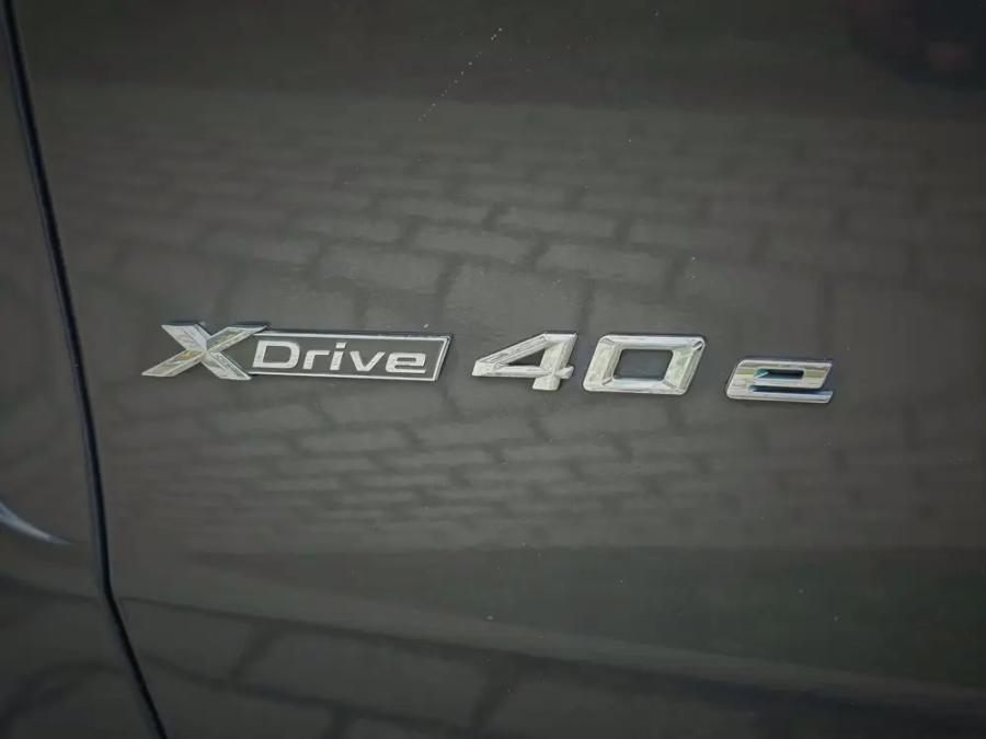 Black BMW X5 2017 in Riga, with an engine capacity of 2.00 L and mileage of 183 thousand km for 21890 €, photo 33 on AUTOMOTO.COM.LV