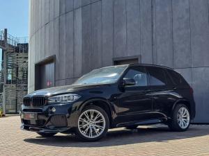 Black BMW X5 2017 in Riga, with an engine capacity of 3.00 L and mileage of 177 thousand km for 28800 €, photo 7 on AUTOMOTO.COM.LV