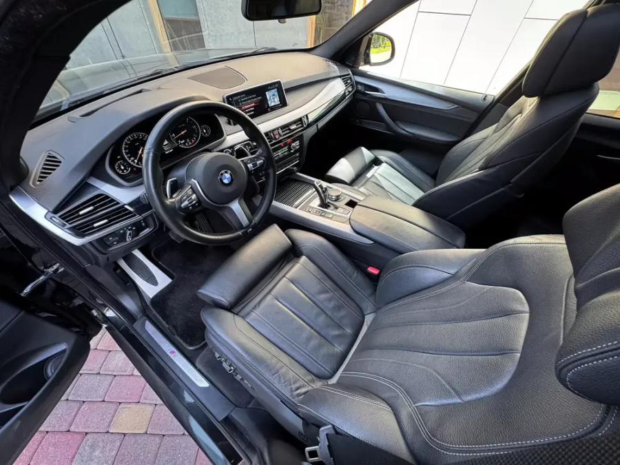 Black BMW X5 2017 in Riga, with an engine capacity of 3.00 L and mileage of 177 thousand km for 28800 €, photo 30 on AUTOMOTO.COM.LV