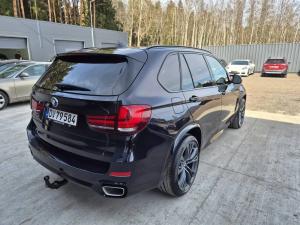Melns BMW X5 2017 Jūrmala, ar dzinēja tilpumu 3.00 L un nobraukumu 212 tūkst. km par 17500 €, foto 9 vietnē AUTOMOTO.COM.LV