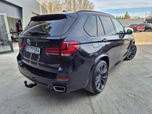 Melns BMW X5 2017 Jūrmala, ar dzinēja tilpumu 3.00 L un nobraukumu 212 tūkst. km par 17500 €, foto 12 vietnē AUTOMOTO.COM.LV
