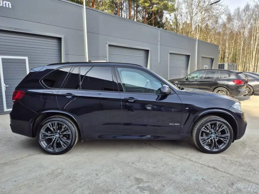 Melns BMW X5 2017 Jūrmala, ar dzinēja tilpumu 3.00 L un nobraukumu 212 tūkst. km par 17500 €, foto 14 vietnē AUTOMOTO.COM.LV