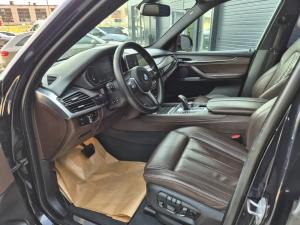 Melns BMW X5 2017 Jūrmala, ar dzinēja tilpumu 3.00 L un nobraukumu 212 tūkst. km par 17500 €, foto 18 vietnē AUTOMOTO.COM.LV