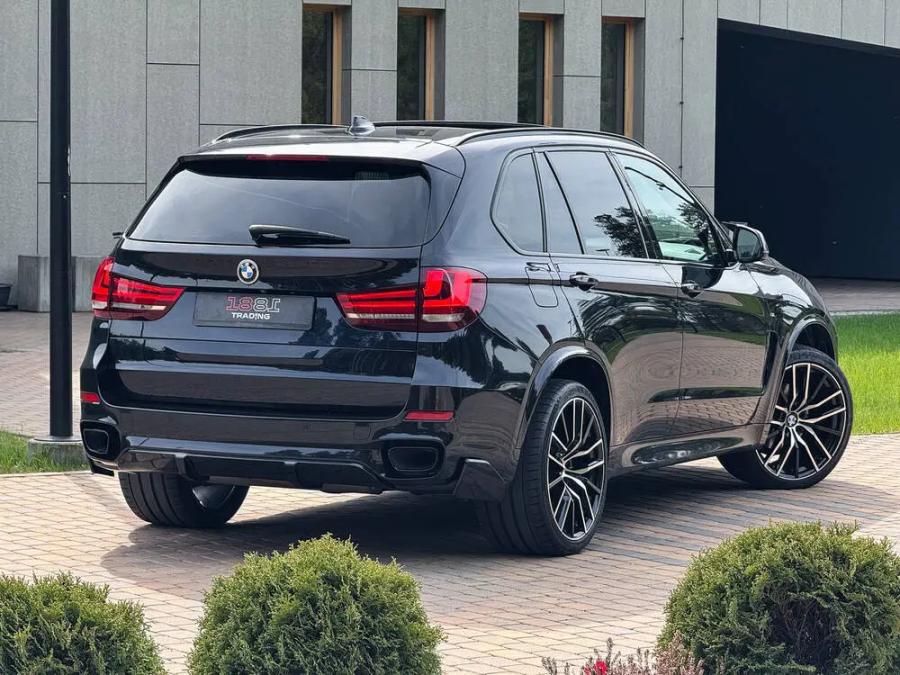 Melns BMW X5 2017 Rīga, ar dzinēja tilpumu 3.00 L un nobraukumu 115 tūkst. km par 26300 €, foto 3 vietnē AUTOMOTO.COM.LV