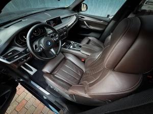 Melns BMW X5 2017 Rīga, ar dzinēja tilpumu 3.00 L un nobraukumu 115 tūkst. km par 26300 €, foto 25 vietnē AUTOMOTO.COM.LV