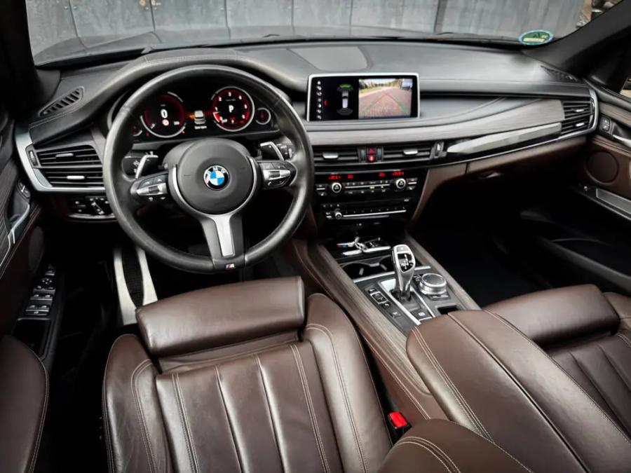 Melns BMW X5 2017 Rīga, ar dzinēja tilpumu 3.00 L un nobraukumu 115 tūkst. km par 26300 €, foto 29 vietnē AUTOMOTO.COM.LV