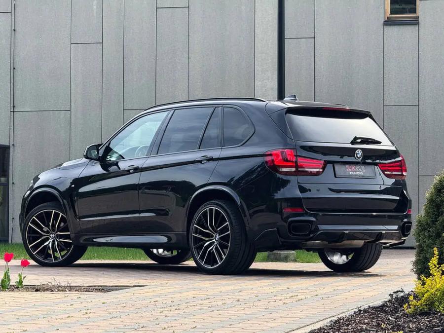Melns BMW X5 2017 Rīga, ar dzinēja tilpumu 3.00 L un nobraukumu 115 tūkst. km par 26300 €, foto 44 vietnē AUTOMOTO.COM.LV