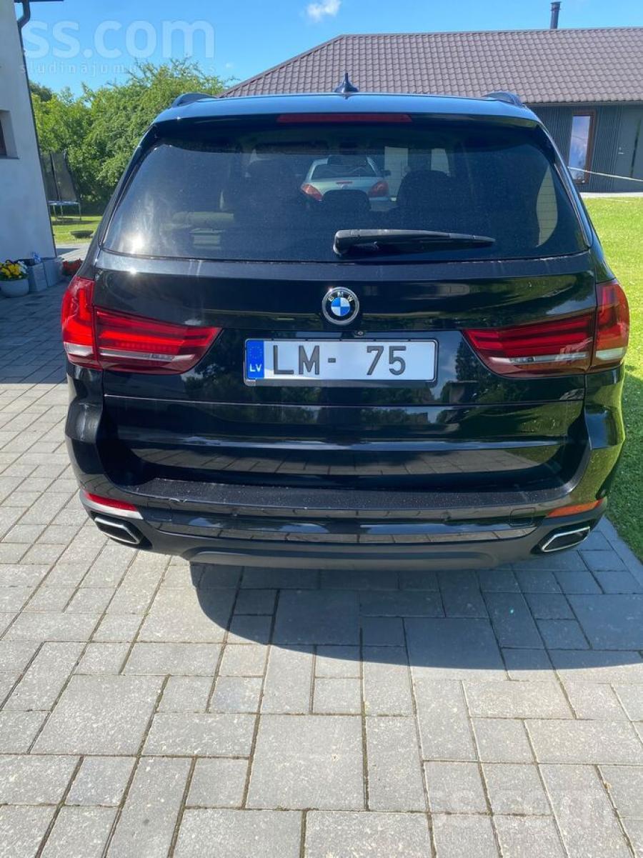 Melns BMW X5 2017 Alūksne, ar dzinēja tilpumu 3.00 L un nobraukumu 279 tūkst. km par 21500 €, foto 6 vietnē AUTOMOTO.COM.LV