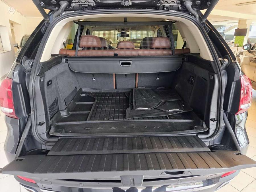 Melns BMW X5 2017 Šauļi, ar dzinēja tilpumu 2.99 L un nobraukumu 161 tūkst. km par 23900 €, foto 7 vietnē AUTOMOTO.COM.LV