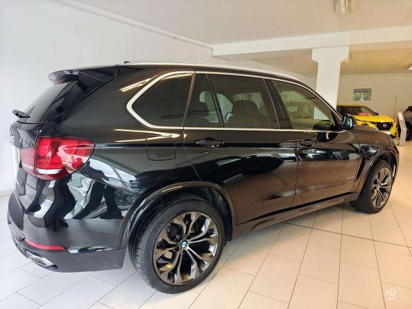 Melns BMW X5 2017 Šauļi, ar dzinēja tilpumu 2.99 L un nobraukumu 161 tūkst. km par 23900 €, foto 9 vietnē AUTOMOTO.COM.LV