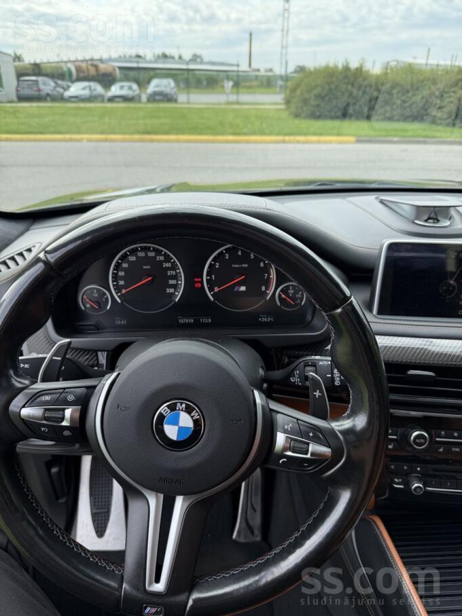 Melns BMW X5 2017 Rīga, ar dzinēja tilpumu 4.40 L un nobraukumu 160 tūkst. km par 37500 €, foto 7 vietnē AUTOMOTO.COM.LV