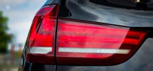 Black BMW X5 2017 in Marijampole, with an engine capacity of 2.00 L and mileage of 250 thousand km for 15555 €, photo 10 on AUTOMOTO.COM.LV