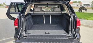 Black BMW X5 2017 in Marijampole, with an engine capacity of 2.00 L and mileage of 250 thousand km for 15555 €, photo 34 on AUTOMOTO.COM.LV