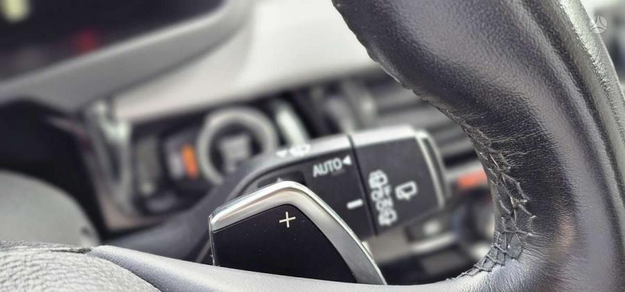 Black BMW X5 2017 in Marijampole, with an engine capacity of 2.00 L and mileage of 250 thousand km for 15555 €, photo 35 on AUTOMOTO.COM.LV