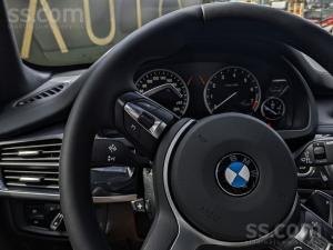 Melns BMW X5 2017 Tukums, ar dzinēja tilpumu 2.00 L un nobraukumu 127 tūkst. km par 22990 €, foto 10 vietnē AUTOMOTO.COM.LV