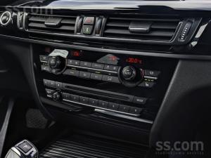 Melns BMW X5 2017 Tukums, ar dzinēja tilpumu 2.00 L un nobraukumu 127 tūkst. km par 22990 €, foto 21 vietnē AUTOMOTO.COM.LV
