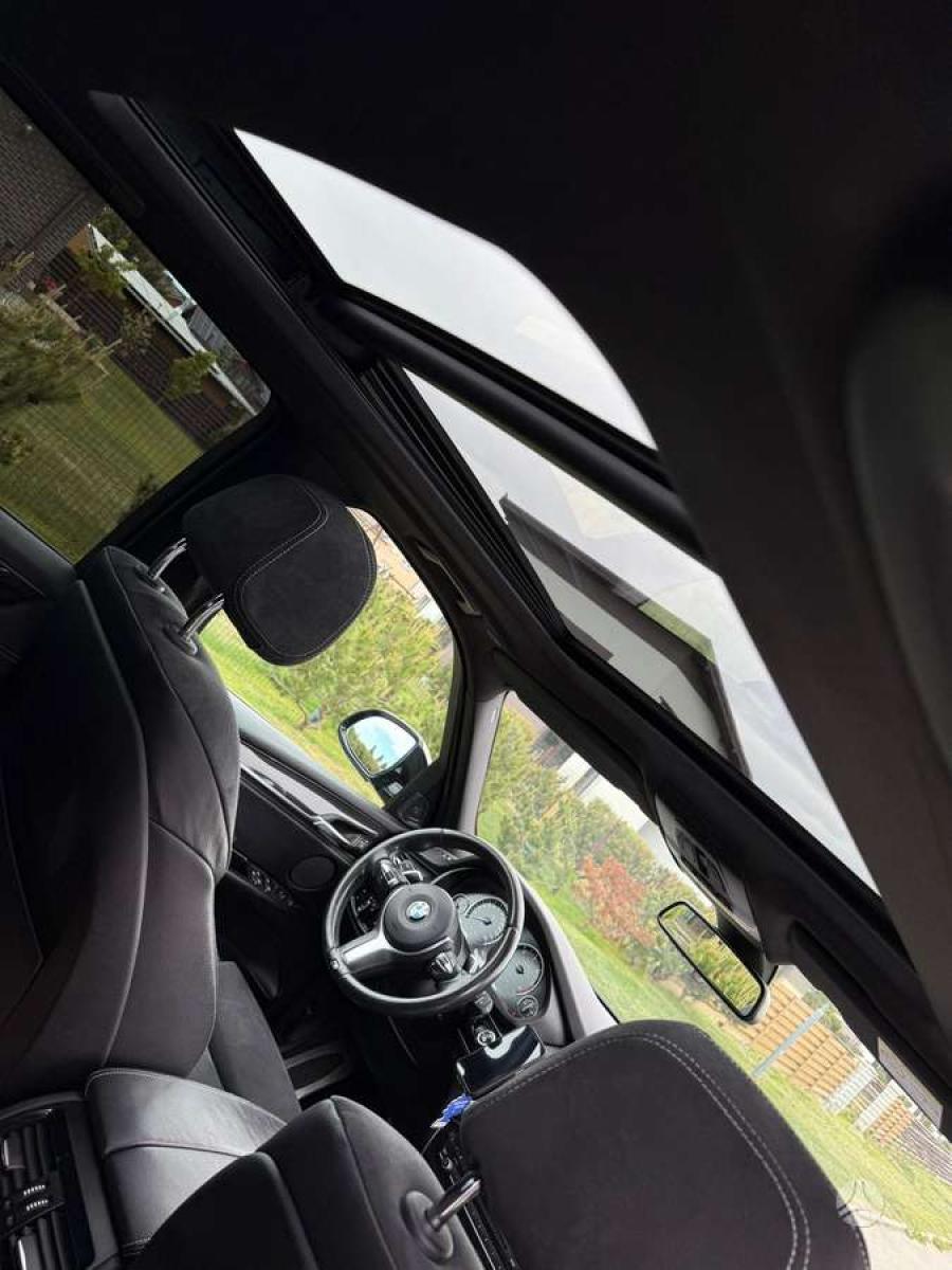 Melns BMW X5 2017 Klaipėda, ar dzinēja tilpumu 2.99 L un nobraukumu 169 tūkst. km par 23800 €, foto 33 vietnē AUTOMOTO.COM.LV