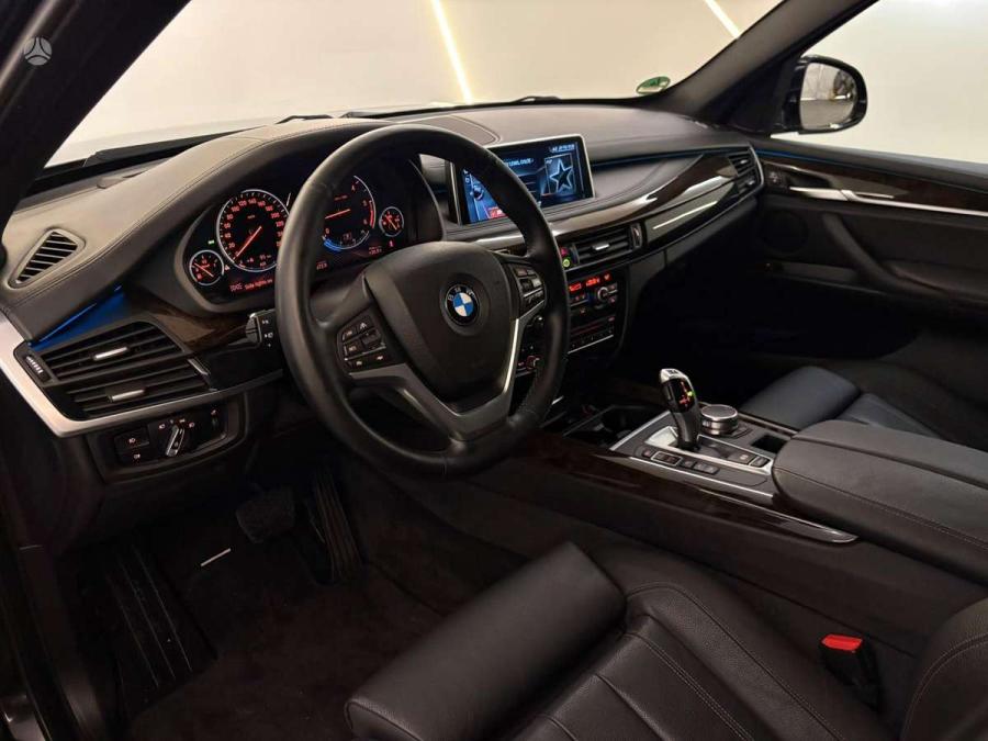 Melns BMW X5 2017 Marijampole, ar dzinēja tilpumu 2.99 L un nobraukumu 195 tūkst. km par 22650 €, foto 3 vietnē AUTOMOTO.COM.LV