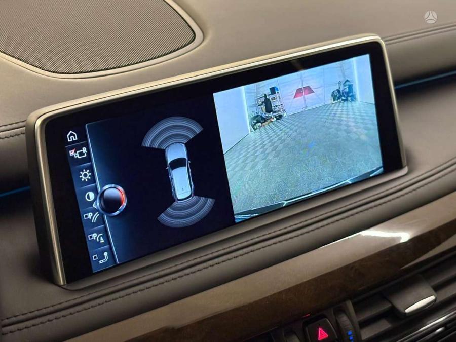 Melns BMW X5 2017 Marijampole, ar dzinēja tilpumu 2.99 L un nobraukumu 195 tūkst. km par 22650 €, foto 5 vietnē AUTOMOTO.COM.LV