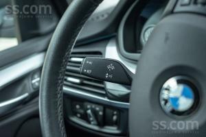 Black BMW X5 2017 in Liepaja, with an engine capacity of 3.00 L and mileage of 242 thousand km for 25000 €, photo 24 on AUTOMOTO.COM.LV