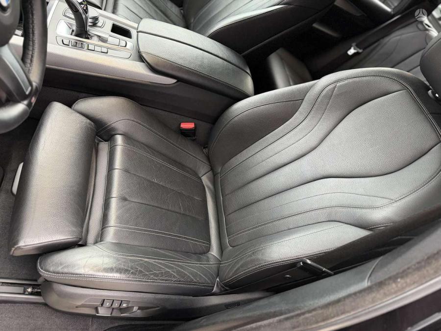 Melns BMW X5 2017 Utena, ar dzinēja tilpumu 2.00 L un nobraukumu 295 tūkst. km par 17500 €, foto 19 vietnē AUTOMOTO.COM.LV