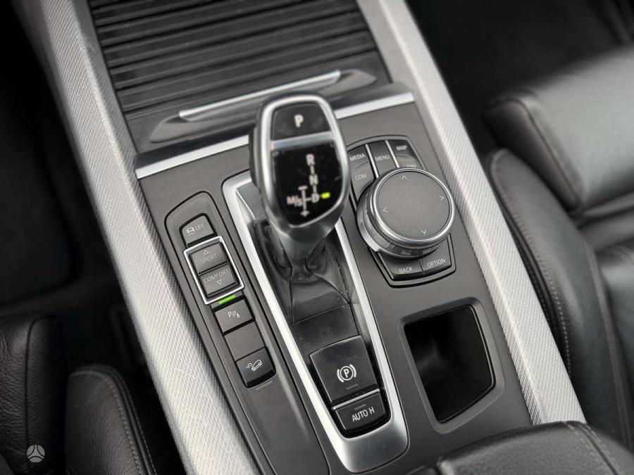 Melns BMW X5 2017 Utena, ar dzinēja tilpumu 2.00 L un nobraukumu 295 tūkst. km par 17500 €, foto 24 vietnē AUTOMOTO.COM.LV
