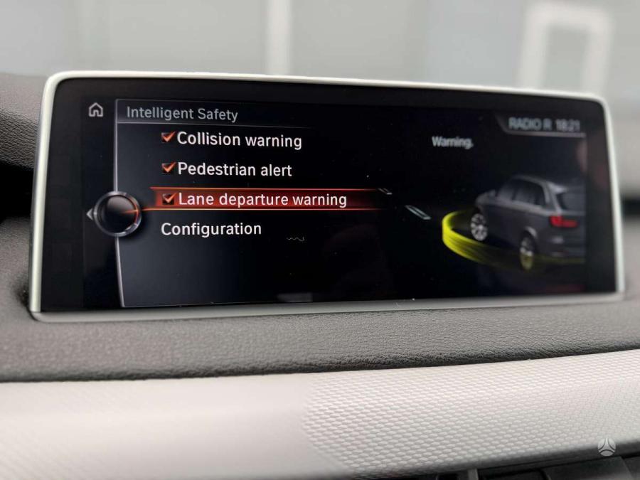Melns BMW X5 2017 Utena, ar dzinēja tilpumu 2.00 L un nobraukumu 295 tūkst. km par 17500 €, foto 33 vietnē AUTOMOTO.COM.LV