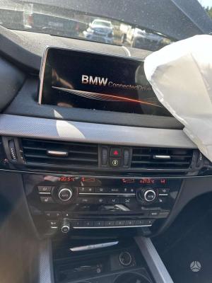 Melns BMW X5 2017 Utena, ar dzinēja tilpumu 2.00 L un nobraukumu 217 tūkst. km par 10550 €, foto 9 vietnē AUTOMOTO.COM.LV