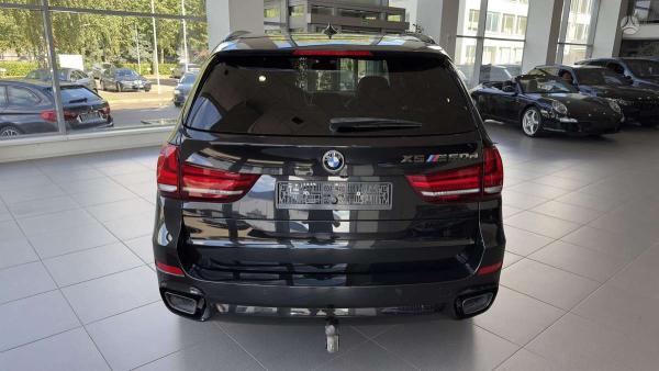 BMW X5 2017 Marijampole vietnē Melns BMW X5 2017 Marijampole, ar dzinēja tilpumu 2.99 L un nobraukumu 160 tūkst. km par 24999 €, foto 5 vietnē AUTOMOTO.COM.LV