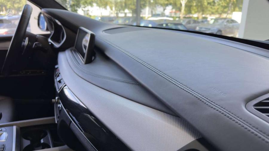Black BMW X5 2017 in Marijampole, with an engine capacity of 2.99 L and mileage of 160 thousand km for 24999 €, photo 23 on AUTOMOTO.COM.LV