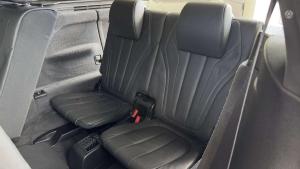 Black BMW X5 2017 in Marijampole, with an engine capacity of 2.99 L and mileage of 160 thousand km for 24999 €, photo 34 on AUTOMOTO.COM.LV