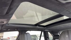 Black BMW X5 2017 in Marijampole, with an engine capacity of 2.99 L and mileage of 217 thousand km for 24999 €, photo 19 on AUTOMOTO.COM.LV