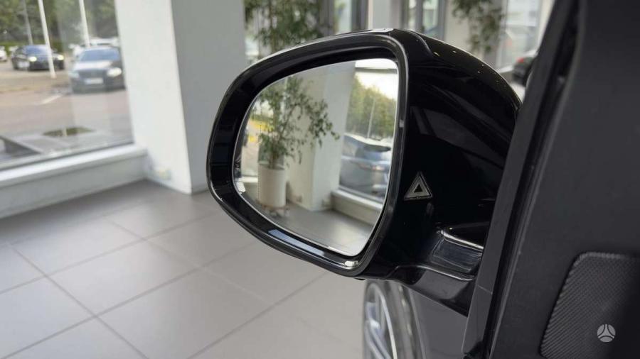 Black BMW X5 2017 in Marijampole, with an engine capacity of 2.99 L and mileage of 217 thousand km for 24999 €, photo 24 on AUTOMOTO.COM.LV