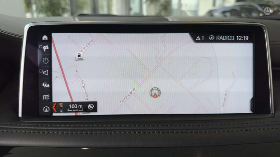 Black BMW X5 2017 in Marijampole, with an engine capacity of 2.99 L and mileage of 217 thousand km for 24999 €, photo 37 on AUTOMOTO.COM.LV