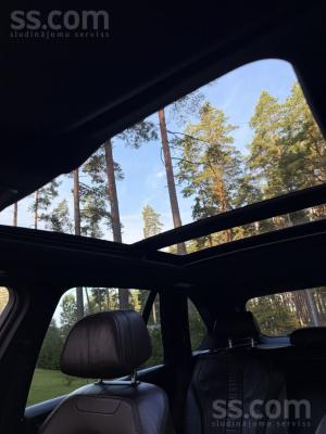 Black BMW X5 2017 in Riga, with an engine capacity of 3.00 L and mileage of 240 thousand km for 22900 €, photo 16 on AUTOMOTO.COM.LV