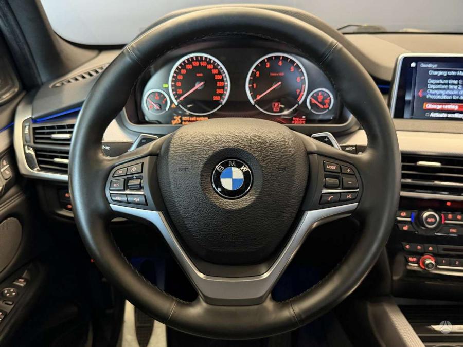 Melns BMW X5 2017 Kauņa, ar dzinēja tilpumu 2.00 L un nobraukumu 180 tūkst. km par 19490 €, foto 15 vietnē AUTOMOTO.COM.LV