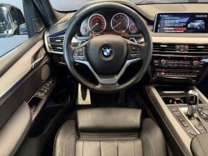 Melns BMW X5 2017 Kauņa, ar dzinēja tilpumu 2.00 L un nobraukumu 180 tūkst. km par 19490 €, foto 16 vietnē AUTOMOTO.COM.LV