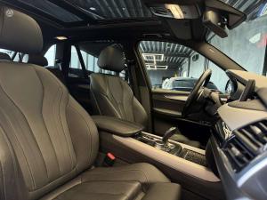Melns BMW X5 2017 Kauņa, ar dzinēja tilpumu 2.00 L un nobraukumu 180 tūkst. km par 19490 €, foto 30 vietnē AUTOMOTO.COM.LV